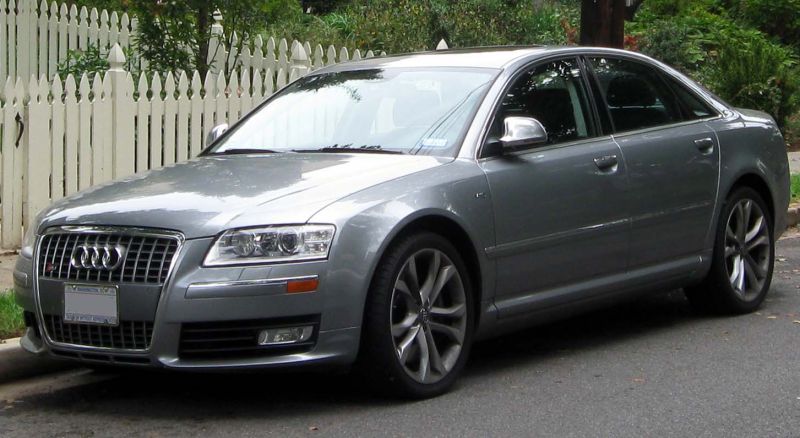 Audi S8 (D3, facelift 2007) 5.2 FSI V10 (450 Hp) quattro Tiptronc
